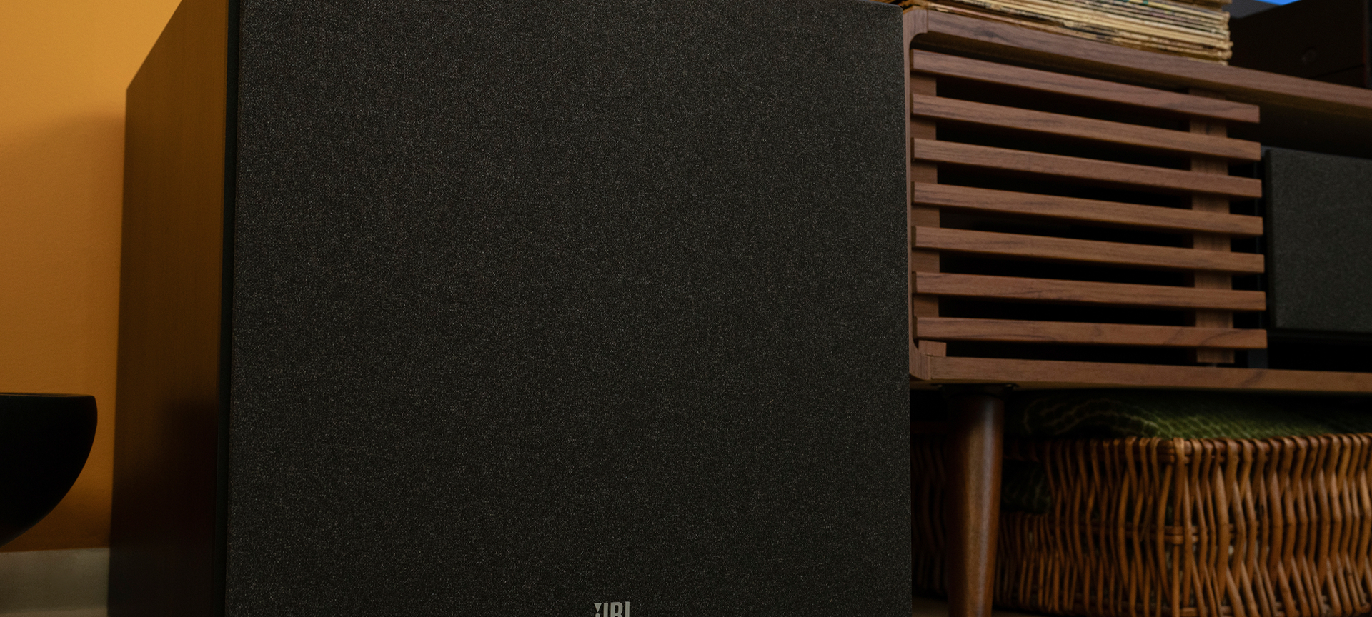 Stage 220P | 12-inch (300mm) 500W Powered Subwoofer